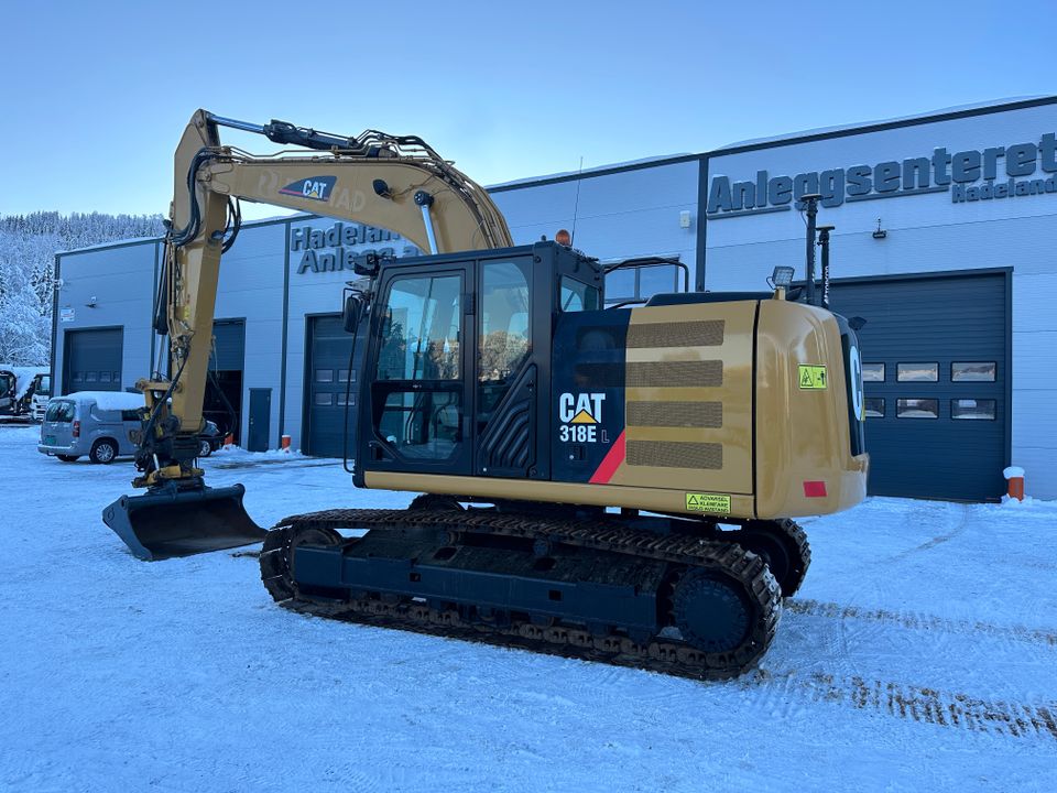 Brukt Cat 318EL, Topcon GPS, Encon Rotortilt, Graveskuffe, Pusseskuffe ...